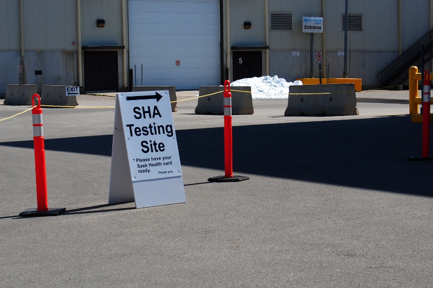 Drive-through COVID-19 testing facility opens in Regina | 650 CKOM